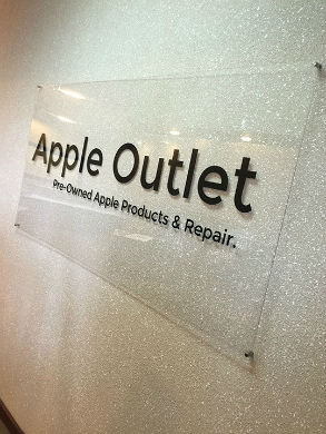 Acrylic Signs – Custom Acrylic Signs for Outdoor and Indoor Use | Signs.com