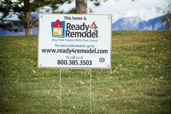 Yard Signs & Custom Lawn Signs - Design & Print Custom Yard Signs ...